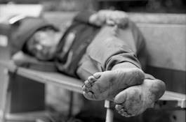 Foot health service linkage for people experiencing homelessness ...
